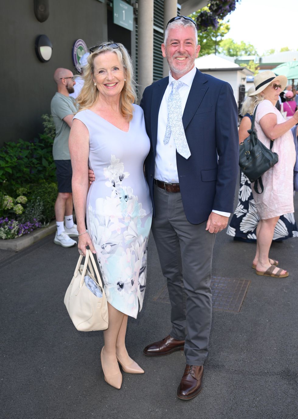 Wimbledon day one celebrity arrivals: Tess Daly and Cliff Richard lead ...