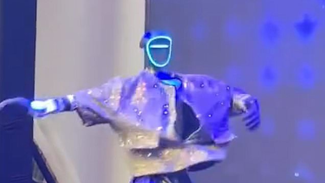Dancing robot collapses mid-routine