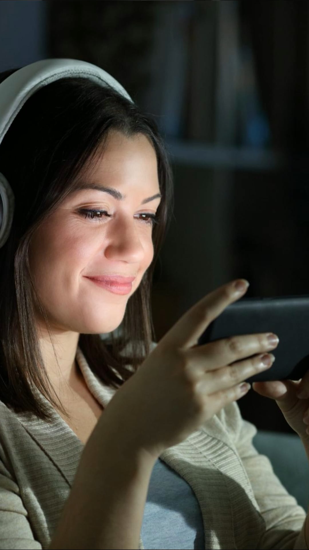 How to tell if you’re watching an AI-generated video