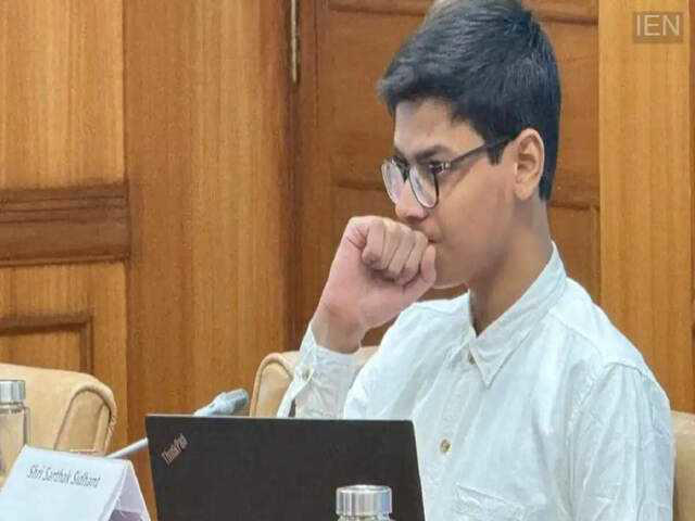 Class 12 student creates accessible database for government procurement ...
