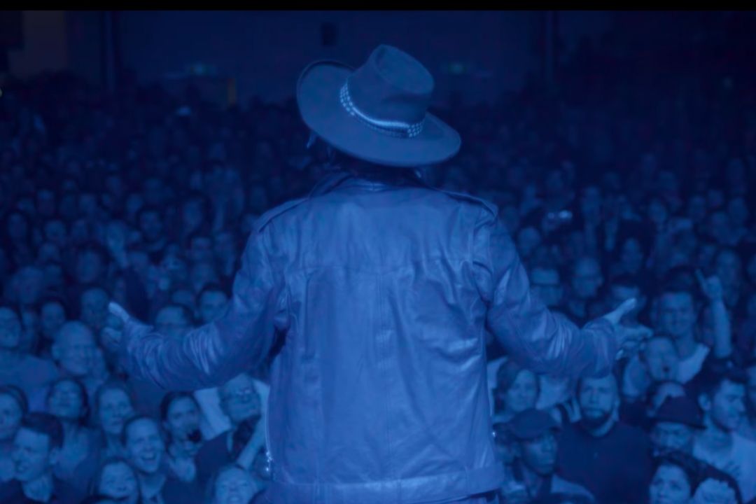 BET Awards 2026 honors D’Angelo with emotional all-star tribute led by ...