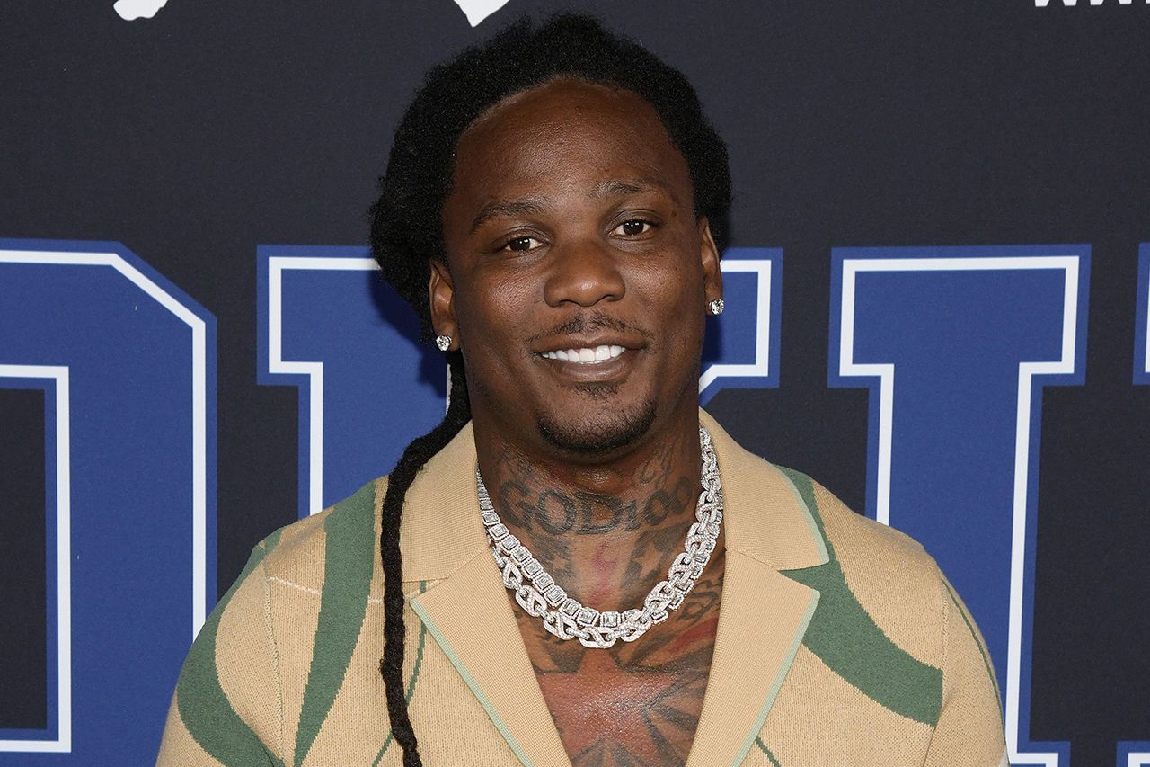 Former NFL star Chris Johnson reveals ALS diagnosis at 39, uses a ...