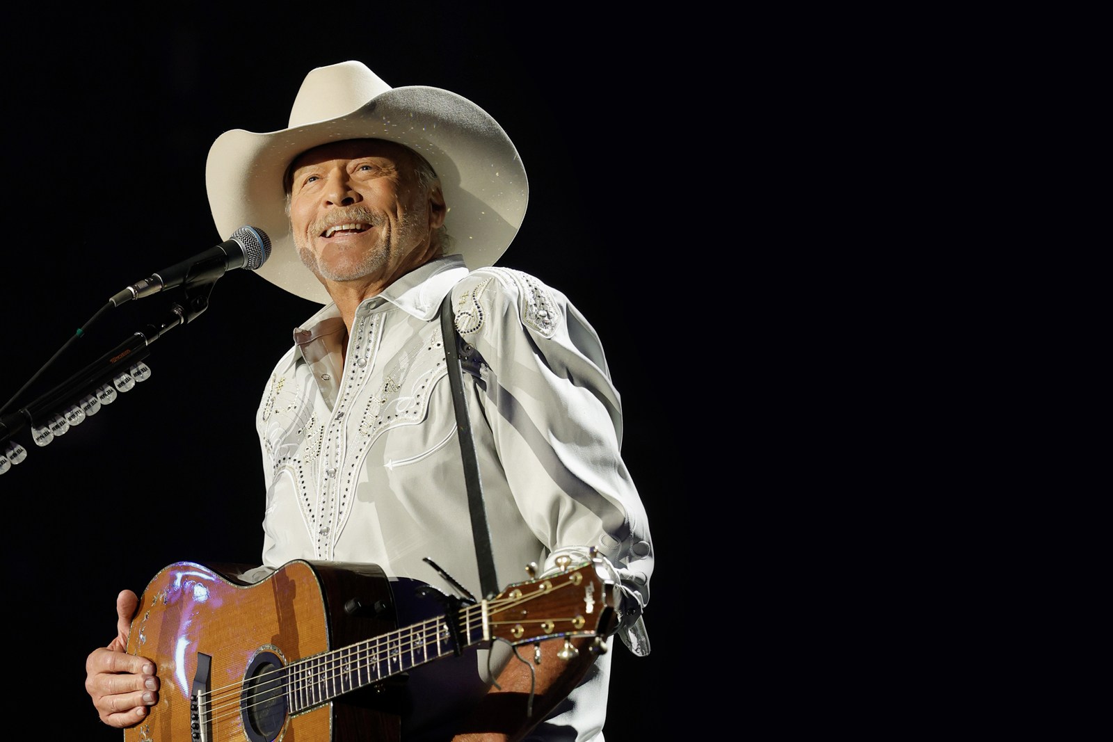 Alan Jackson’s final song was surprising, but perfect [SET LIST]