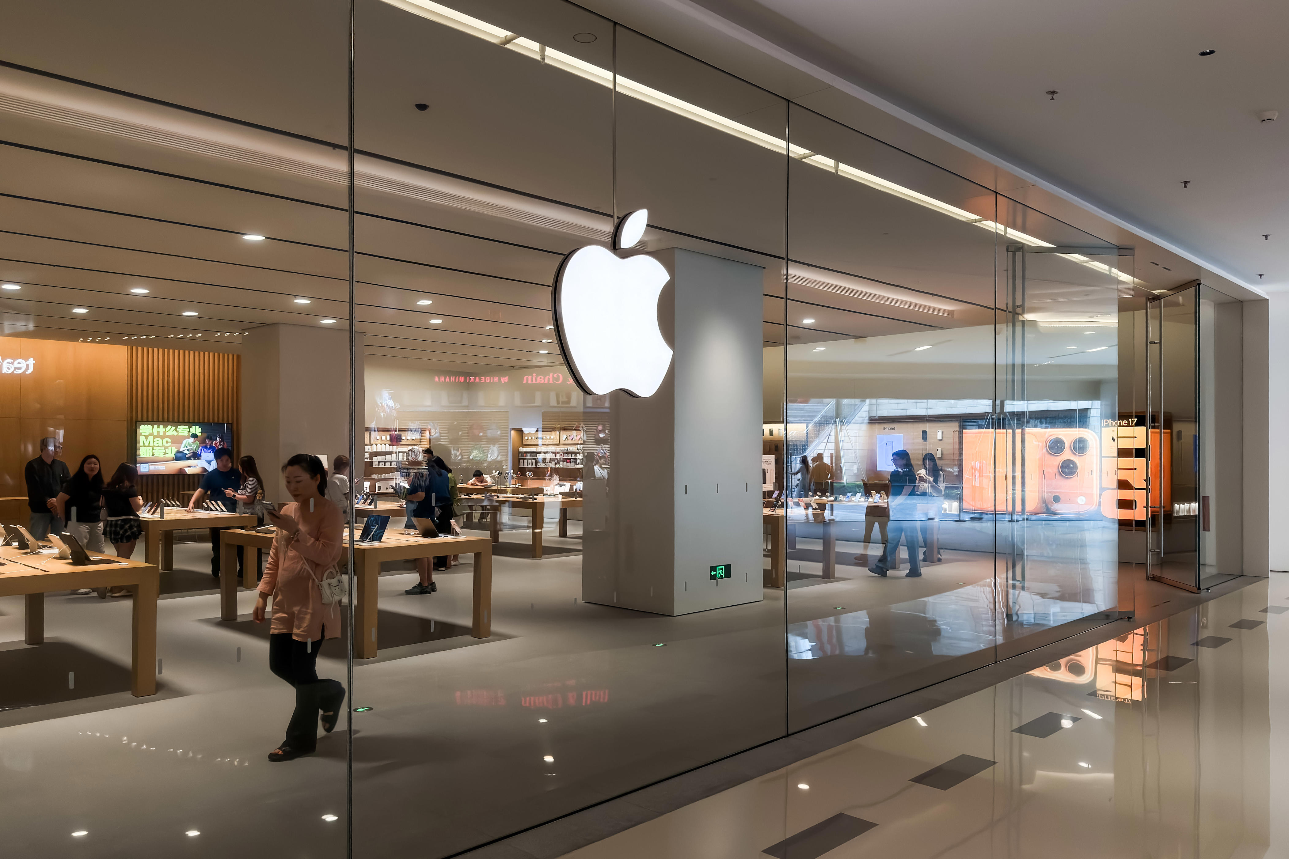 Secret iPhone 18 Pro specs, photos leaked on dark web following major ...