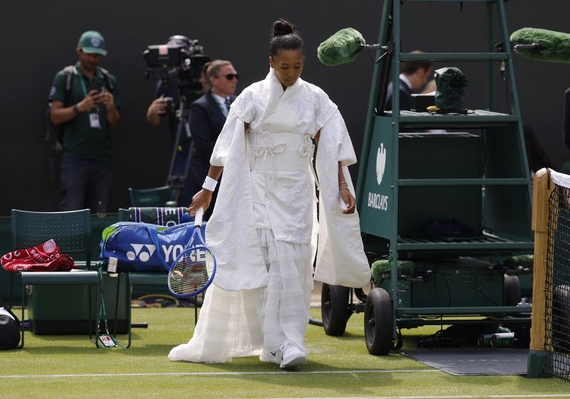 Osaka defeats Jacquemot after Japanese-inspired 'Kill Bill' kimono walk-on