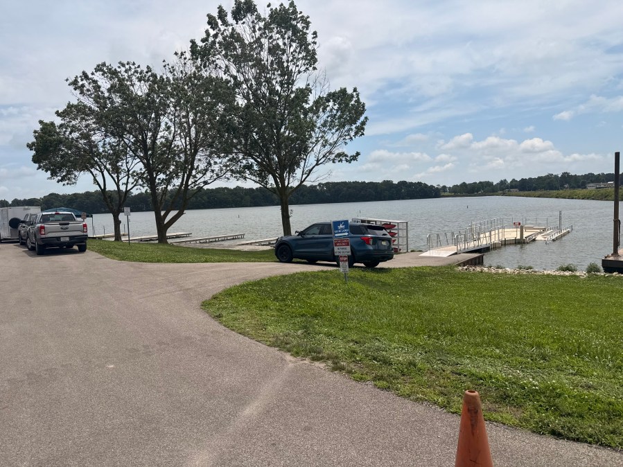 Update: Man’s arm found in Lake Mattoon, state police ask for help in ...
