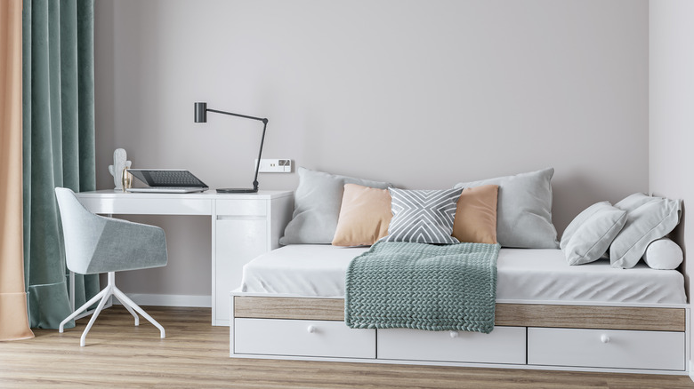 Tips to turn your spare bedroom into a multi-functional space