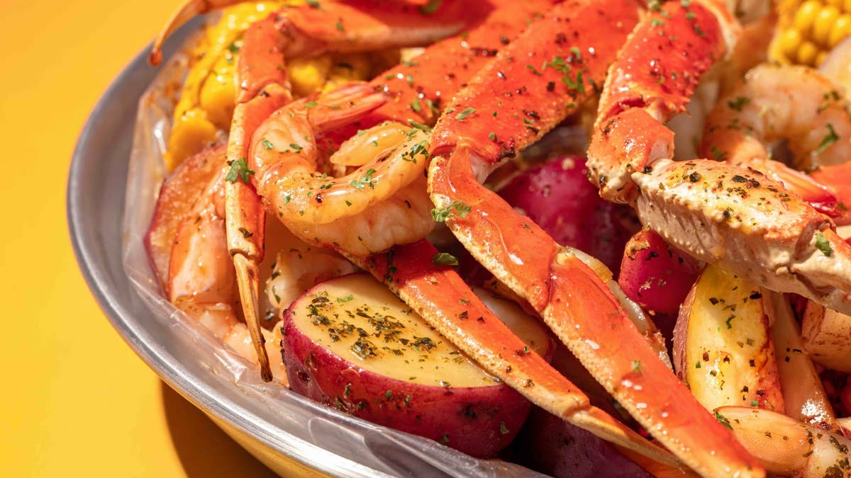 Red Lobster's Crabfest returns with new customizable options for summer