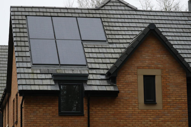 This is how long solar panels really last on a typical UK home