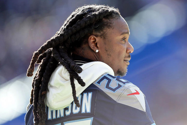 Former NFL star Chris Johnson reveals ALS diagnosis at 39, uses a ...
