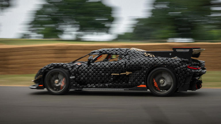 Lego's full-size Koenigsegg Sadair's spear took on Goodwood hill climb ...