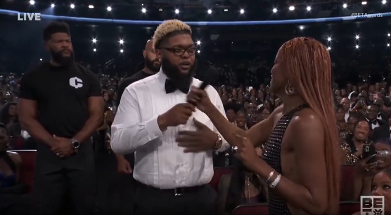 Keke Palmer snatches mic from Druski at BET Awards and playfully calls ...