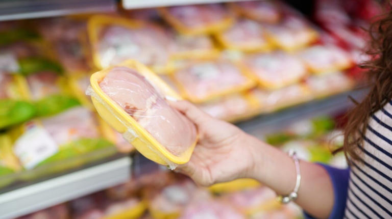 USDA issues alert for mislabeled chicken breasts sold at Fred Meyer stores
