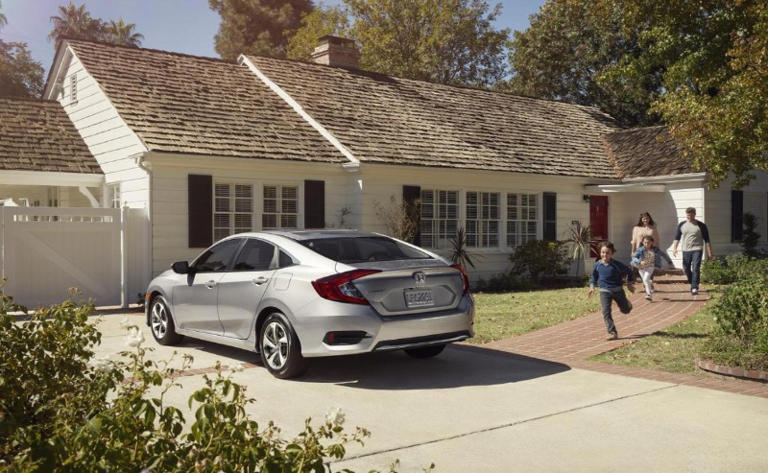 How often do Americans replace their cars? The numbers may surprise you