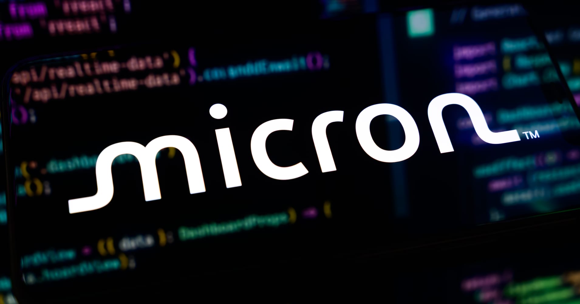 Micron's monster post-earnings rally is almost gone. Traders divided on ...