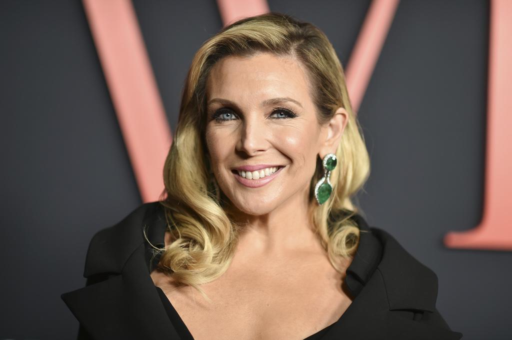 June Diane Raphael talks about working with James Van Der Beek in 'Elle'