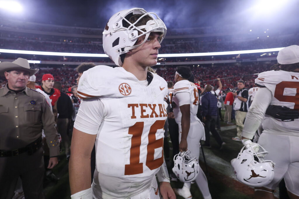 Archie Manning goes after fans for treating grandson Arch unfairly in a ...