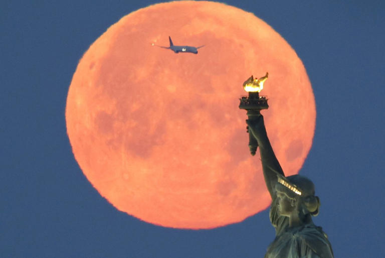 Strawberry moon -- first full moon of summer -- rises Monday
