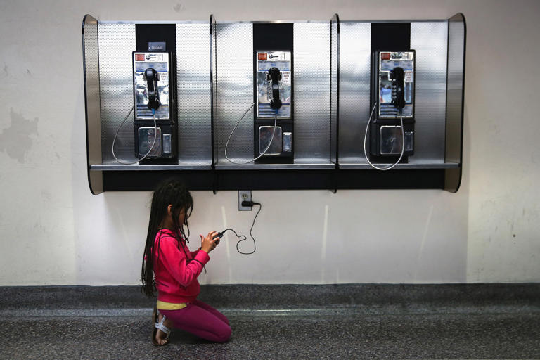 Kids online safety package clears House, drawing warnings from digital ...