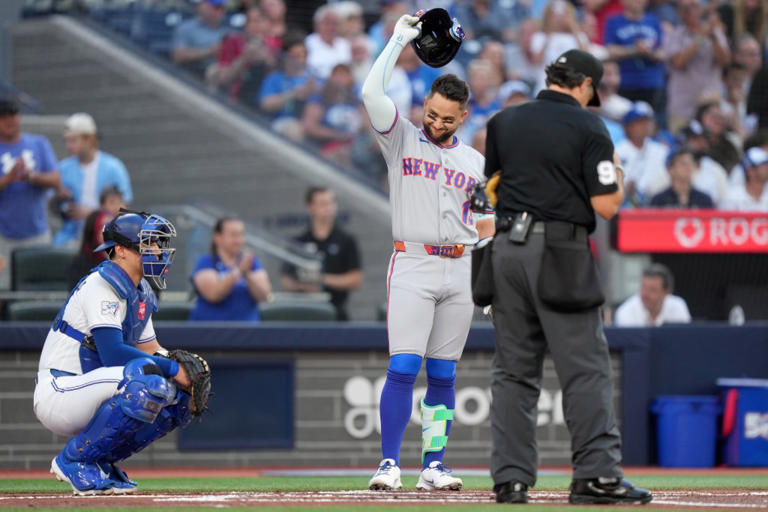 Mets’ Bo Bichette emotional as he makes his Blue Jays return with no ...