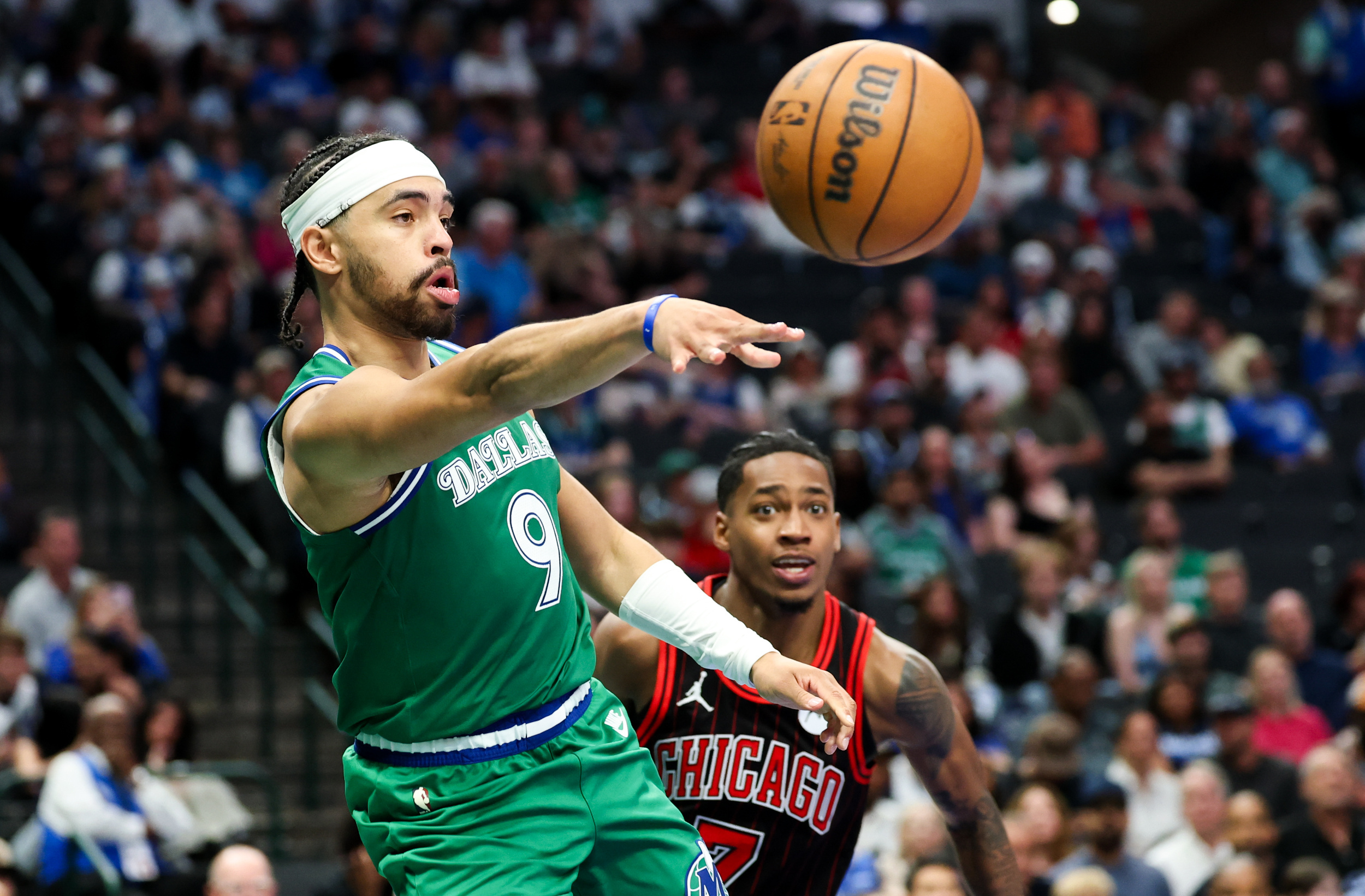 Mavericks picking up option on Ryan Nembhard