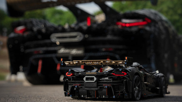 Lego's full-size Koenigsegg Sadair's spear took on Goodwood hill climb ...