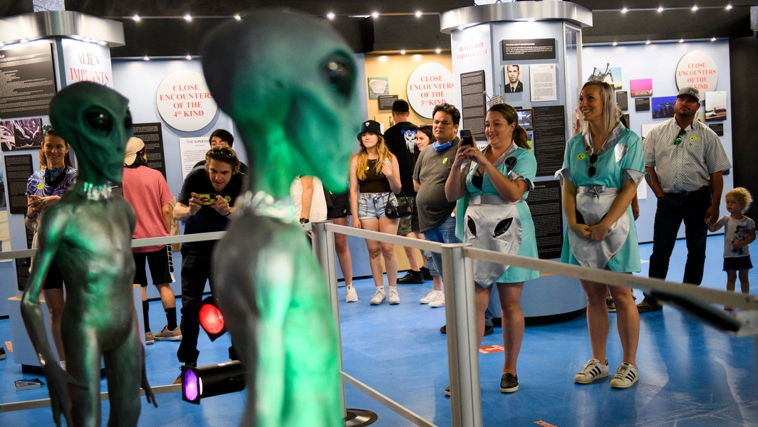 5 alleged alien beings in UFO folklore
