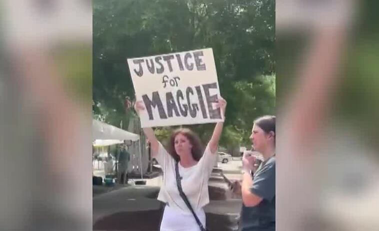 Crowds gather outside Lexington County courthouse as Murdaugh retrial ...