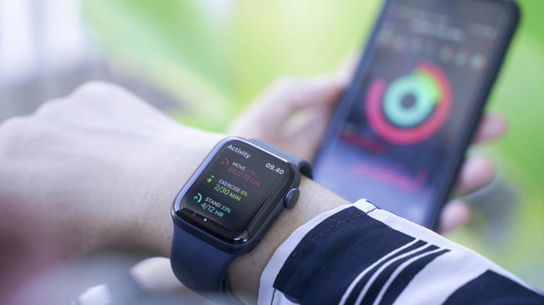 Fitness bands vs. smartwatches - which is best for you?