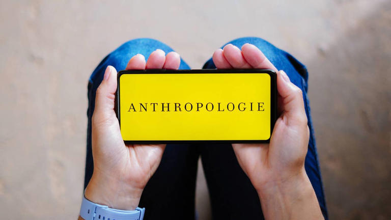 Anthropologie’s TikTok-viral $13 soccer charm juice glasses are a World ...