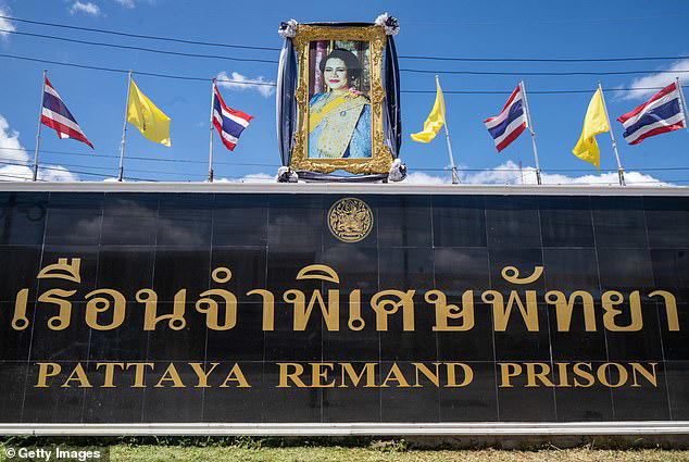 Inside the 'hellhole' Thai jail cell where Aussie accused killer is ...