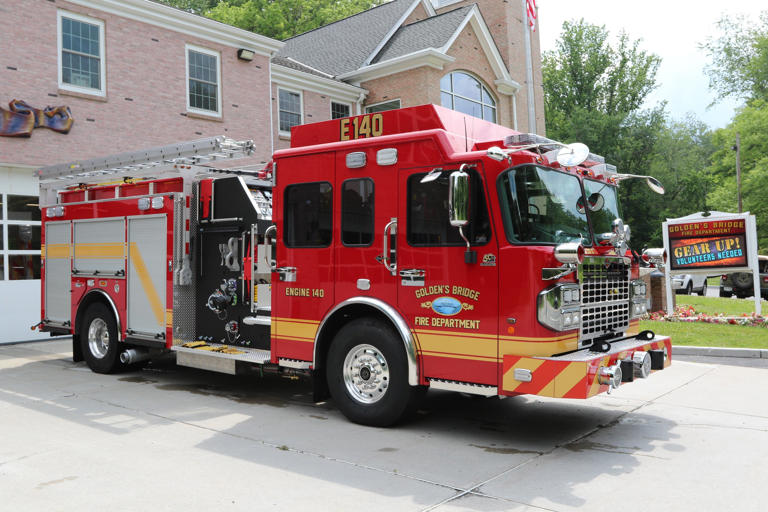 Golden’s Bridge Fire Department proudly unveils shiny new Engine 140