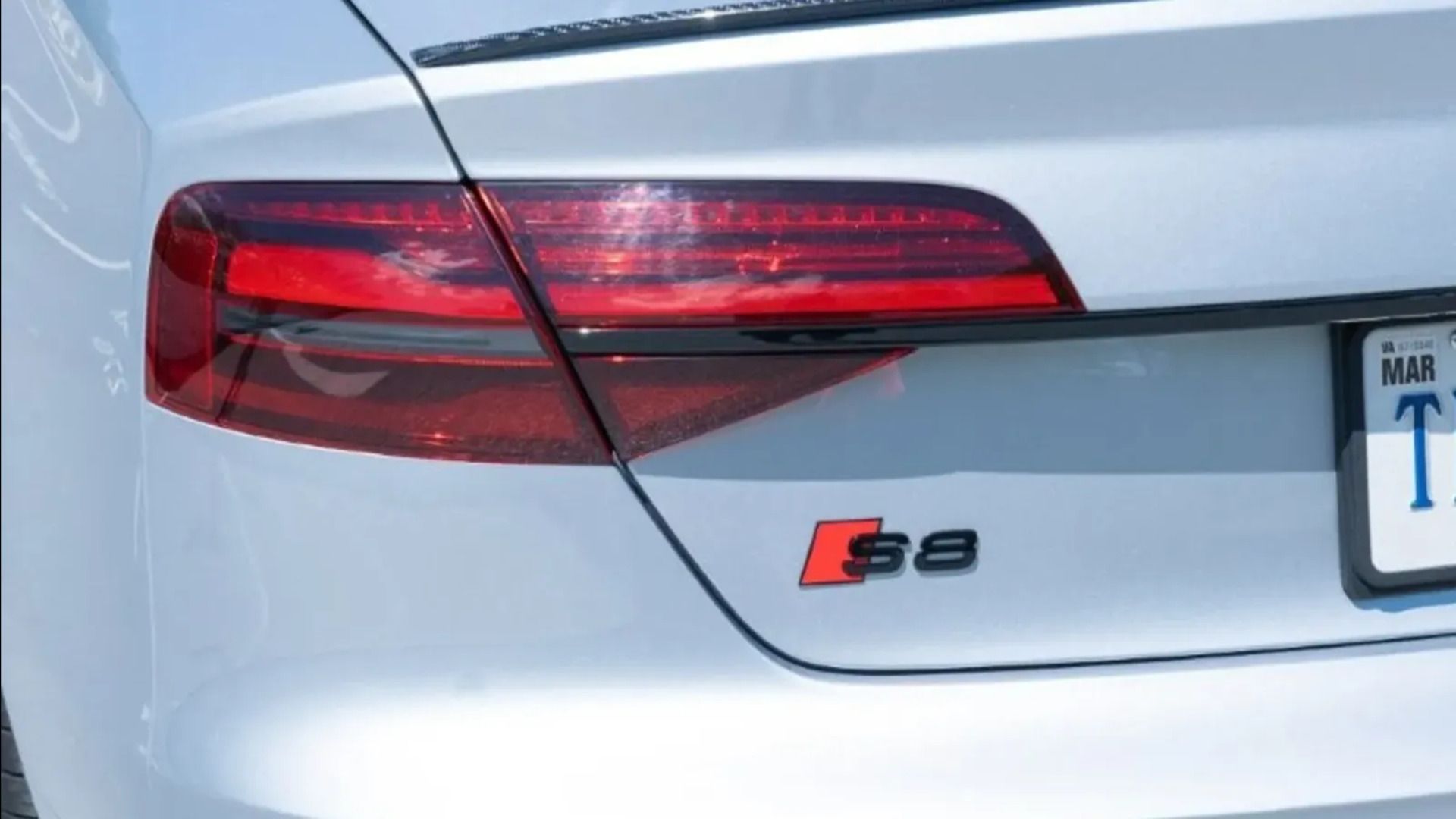 The luxury car that quietly packed supercar performance