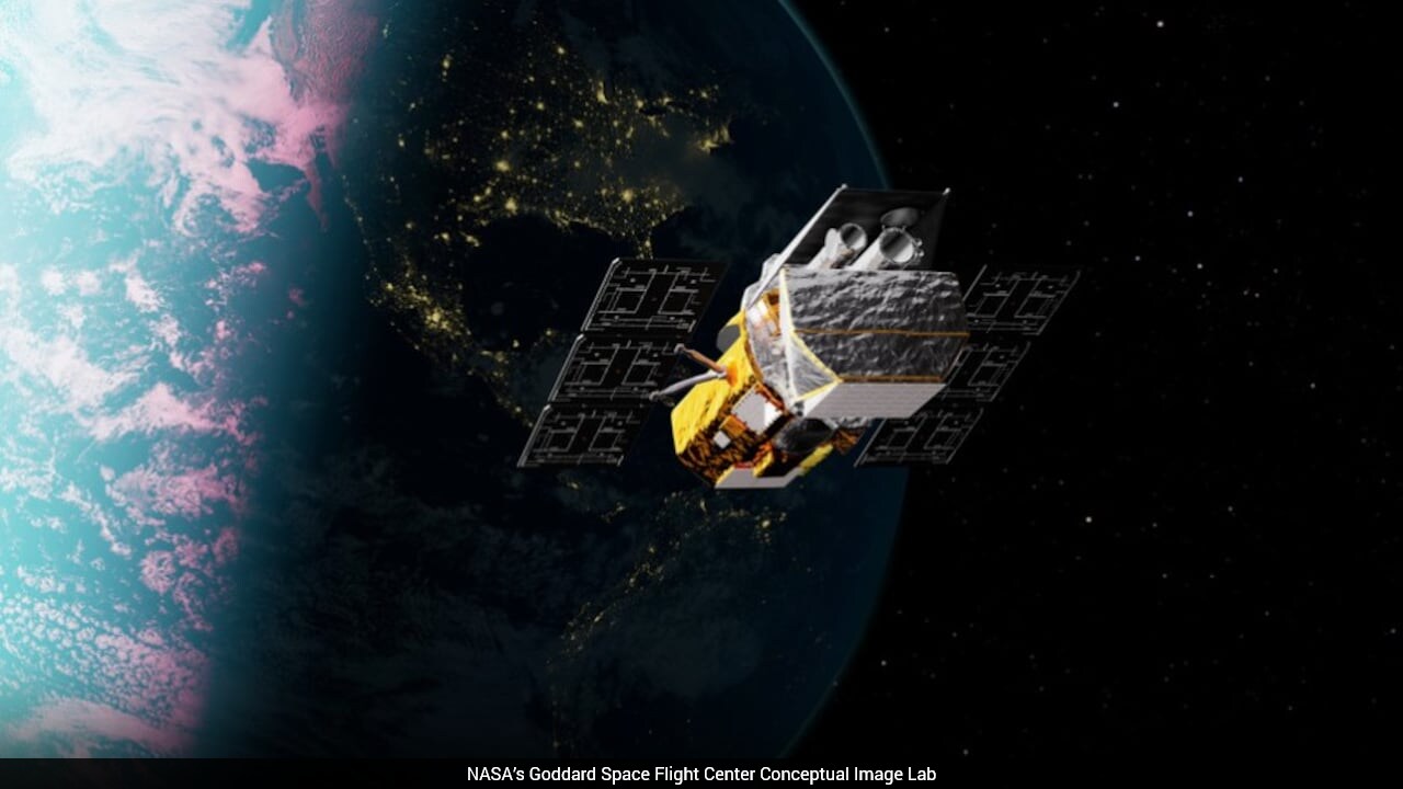 World first: Space robot set to rescue dying NASA observatory