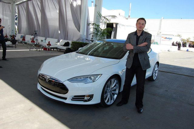 US moves to eliminate brake pedals in driverless cars