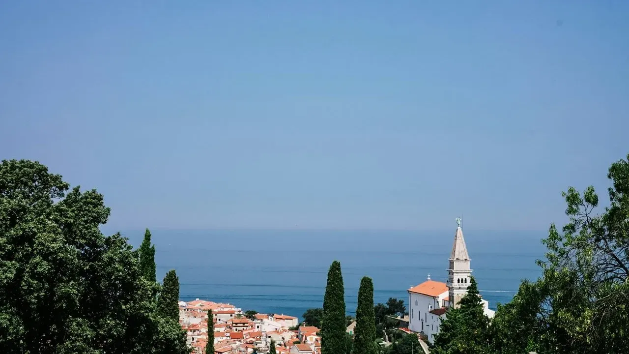 World Cup visitors highlight Europe's vacation edge