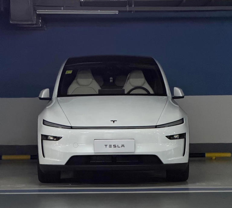 Tesla introduces system that could deploy airbags faster using cameras