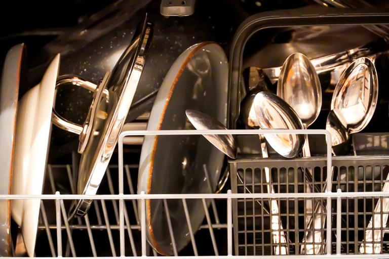 Little-known dishwasher tablet mistake that's keeping dishes dirty