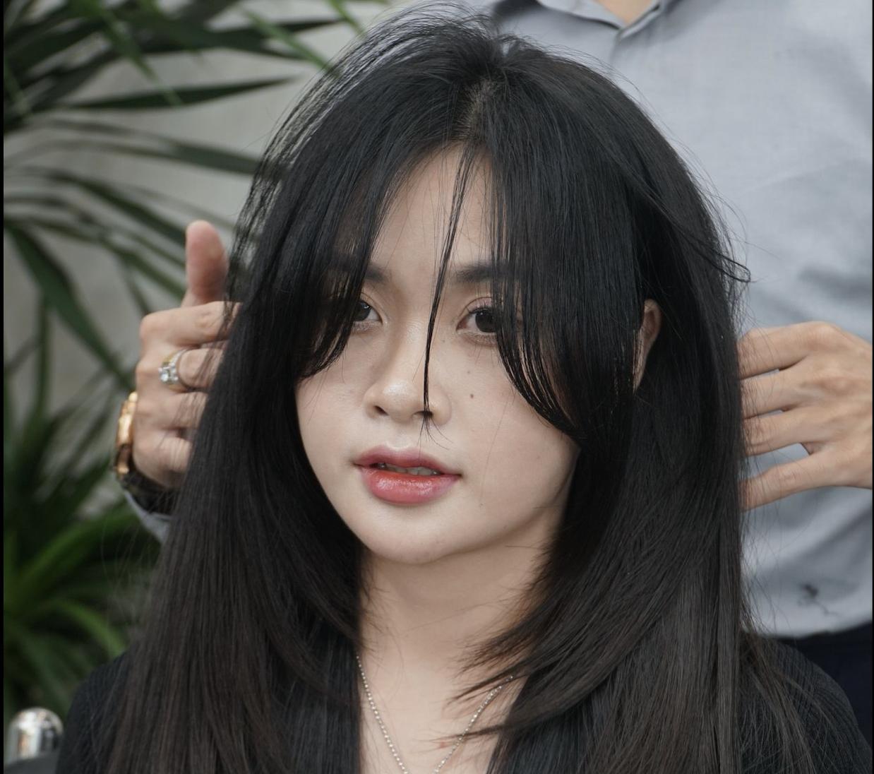 Why curtain bangs are this season's favorite summer hair refresh and ...