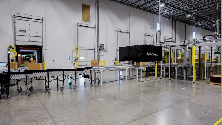 Warehouse robots move packages without human handoff