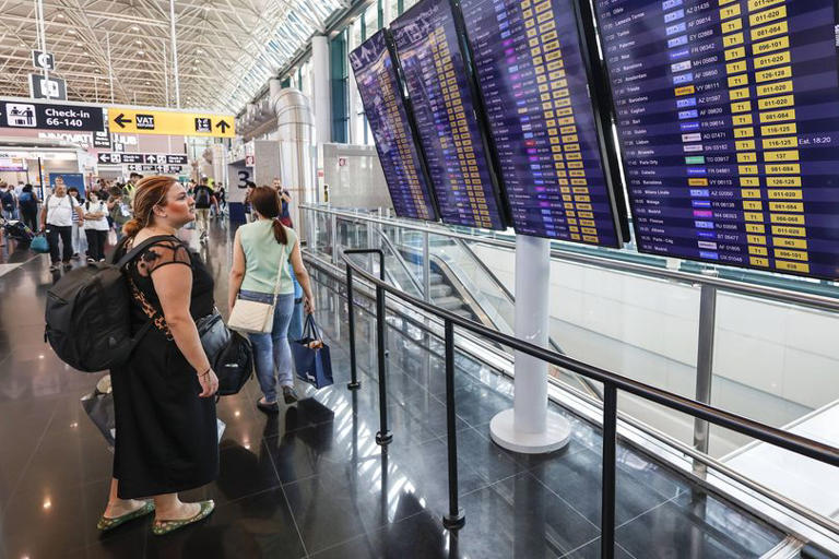 EasyJet fliers urged 'check app and emails' as July strike approaches