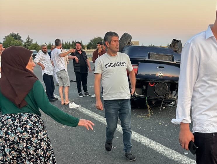 Lüleburgaz’da lastiği patlayan otomobil takla attı: 3 ölü, 1 yaralı