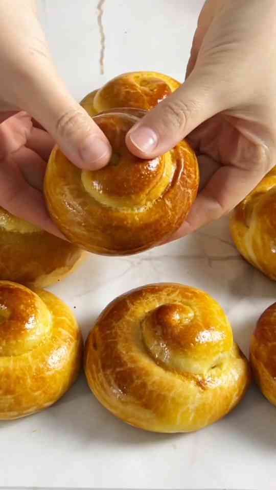 Easy bread shaping techniques for soft beautiful loaves