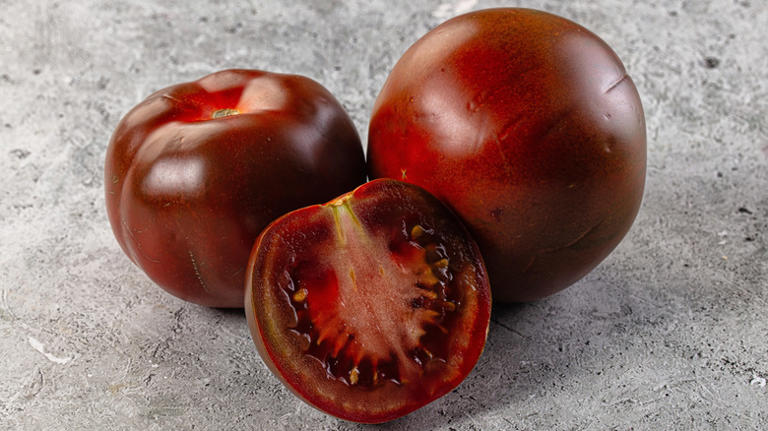 These Spanish tomatoes elevate sandwiches to new heights (and you can ...