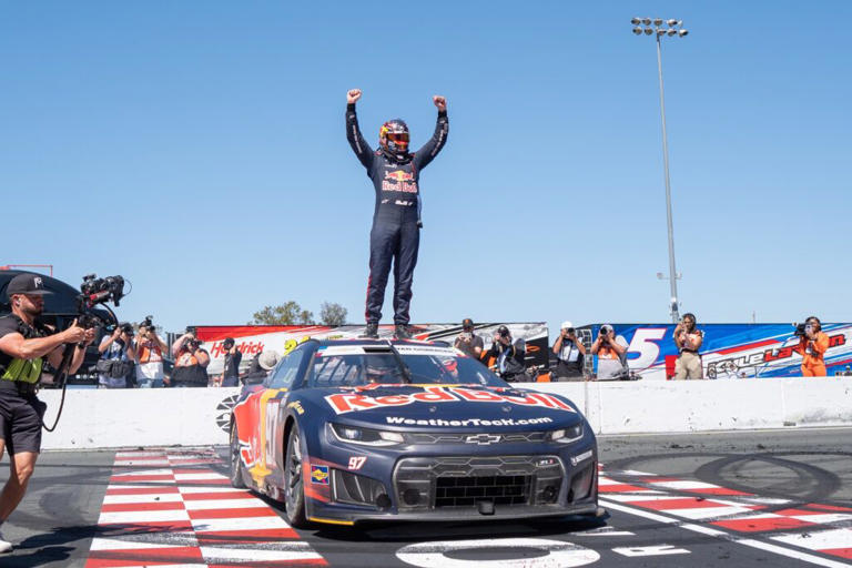 “That’s a really tall task”: NASCAR analyst unsold over SVG’s Chase ...
