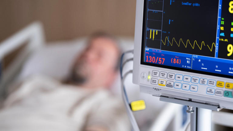 People with screening-detected atrial fibrillation face triple the risk ...