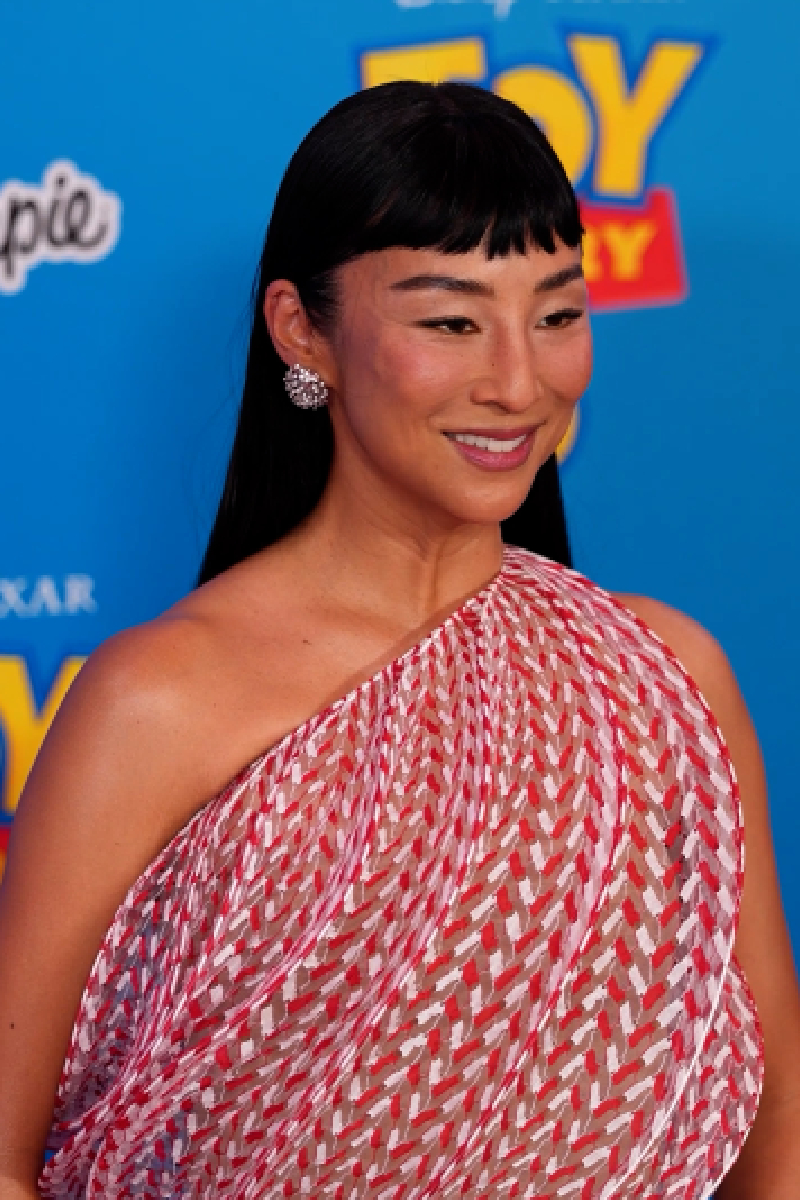 Why Greta Lee is one of Hollywood’s best-dressed stars