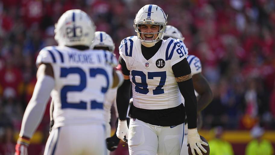 3 burning questions for Colts edge rushers before 2026 season