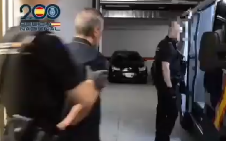 El capo Paviglianiti, cazado a la salida de un restaurante tras más de ...