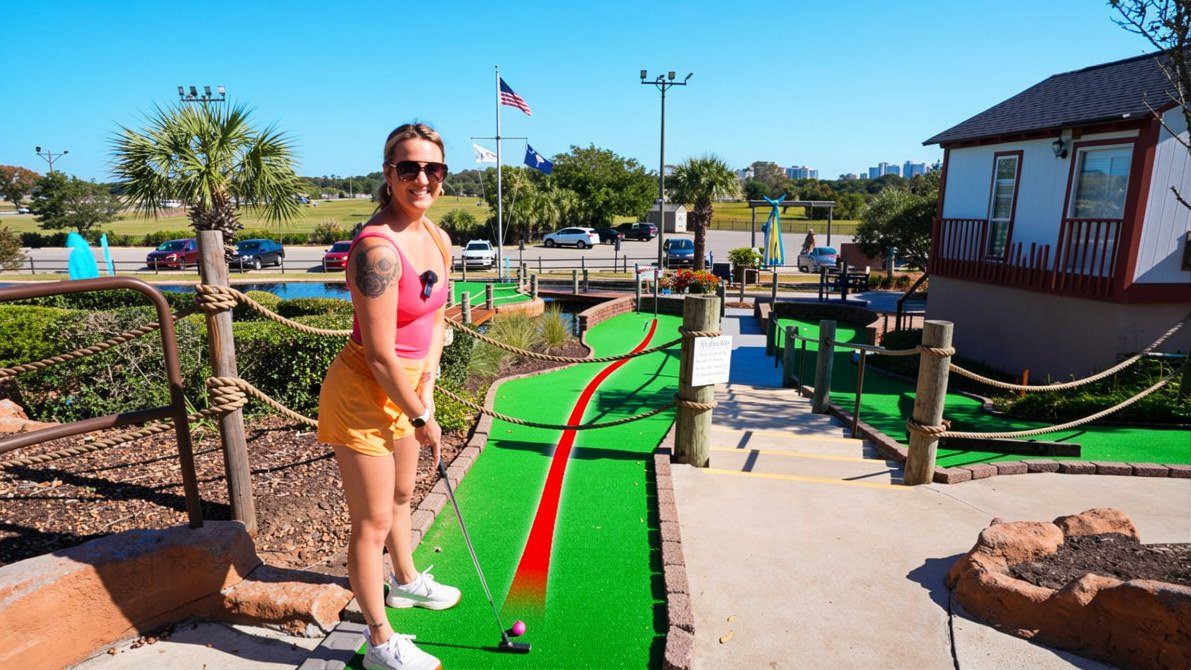 Playing Shipwreck Adventure mini golf
